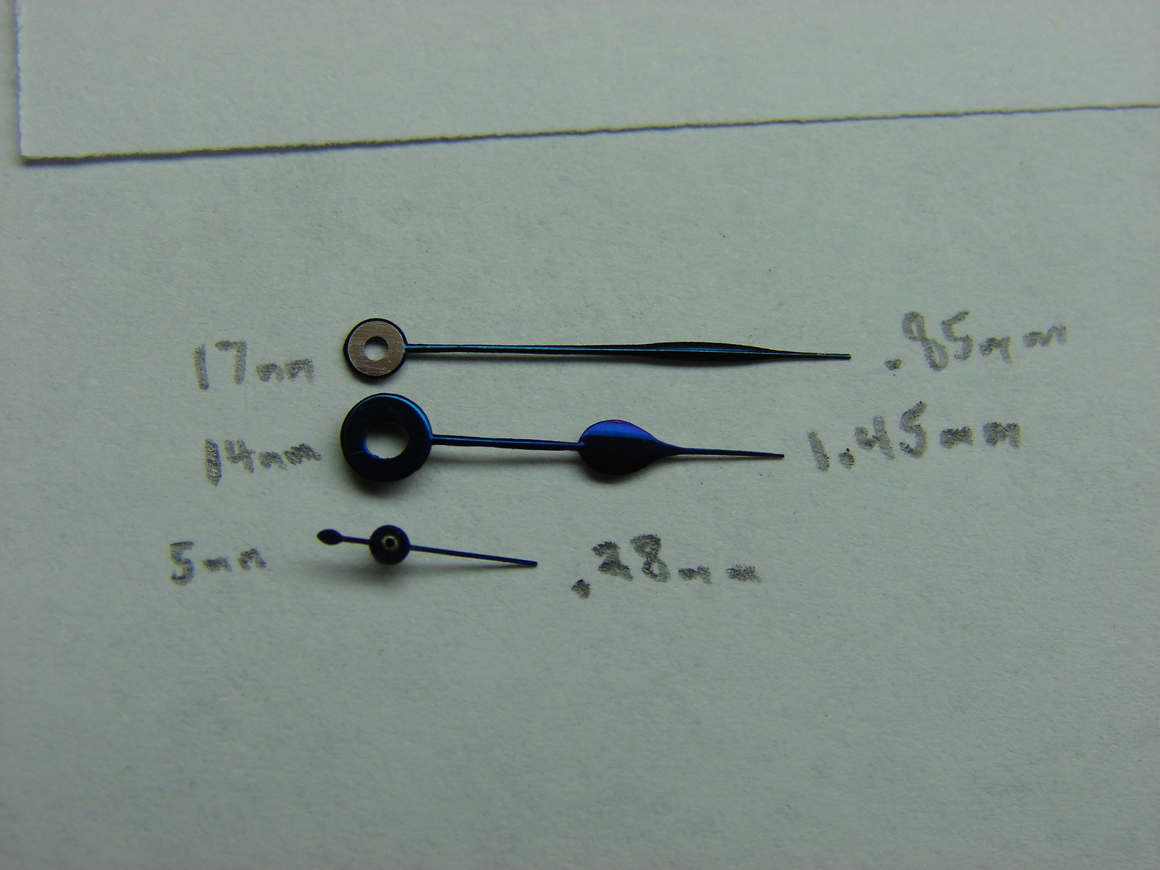 watch hand pairs with hole sizes .85mm x 140 or 1.45mm